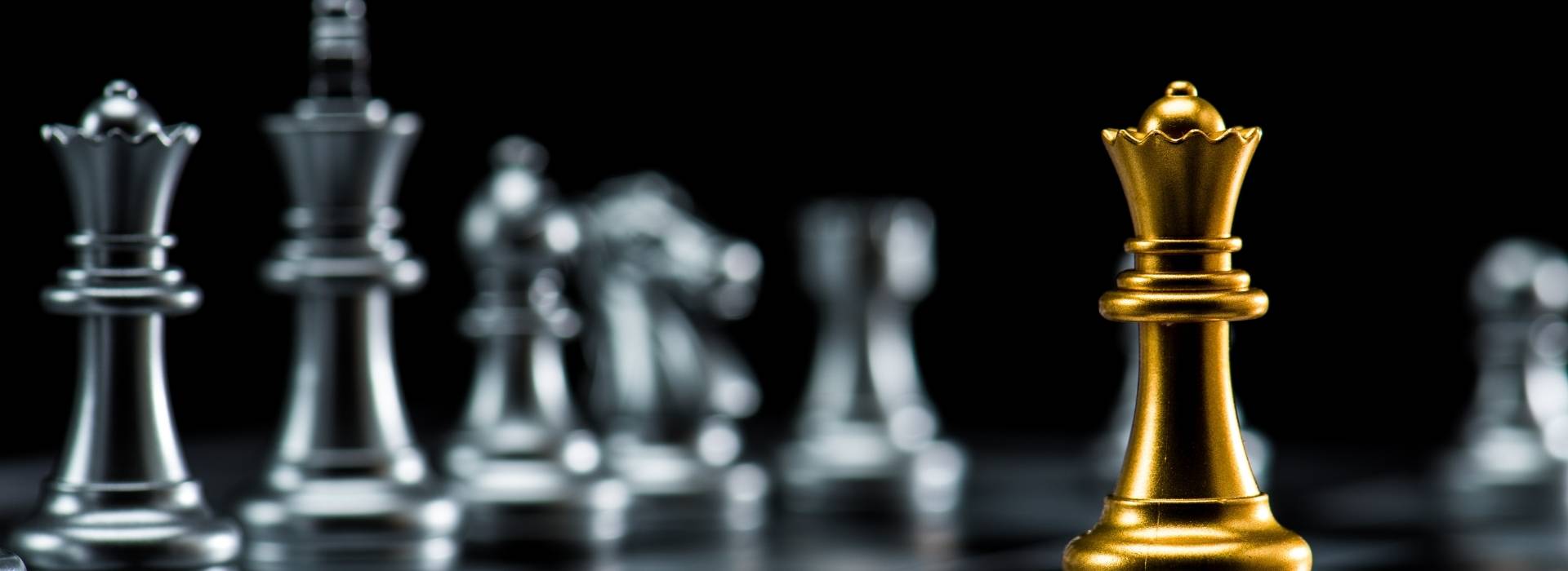 Safe and cost-effective divisional application filing strategies under ...